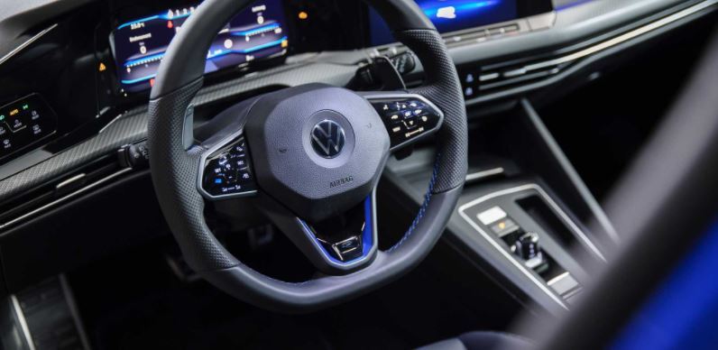 Volkswagen Golf R400: precios, ficha técnica y fotos - EspacioCoches.com